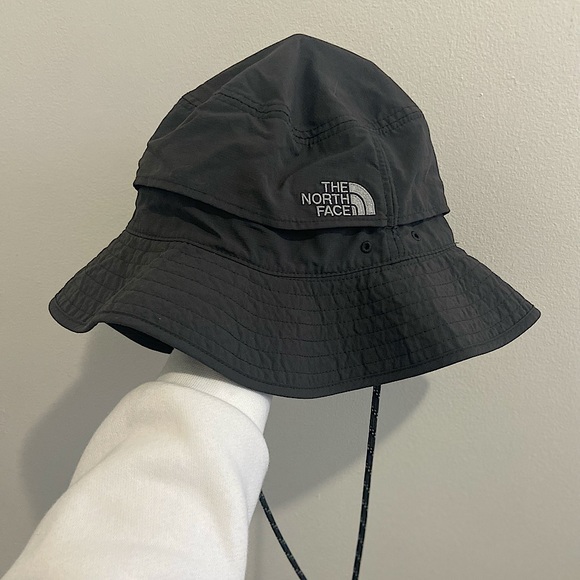 The North Face | Accessories | The North Face Bucket Hat Unisex Lgxltg ...